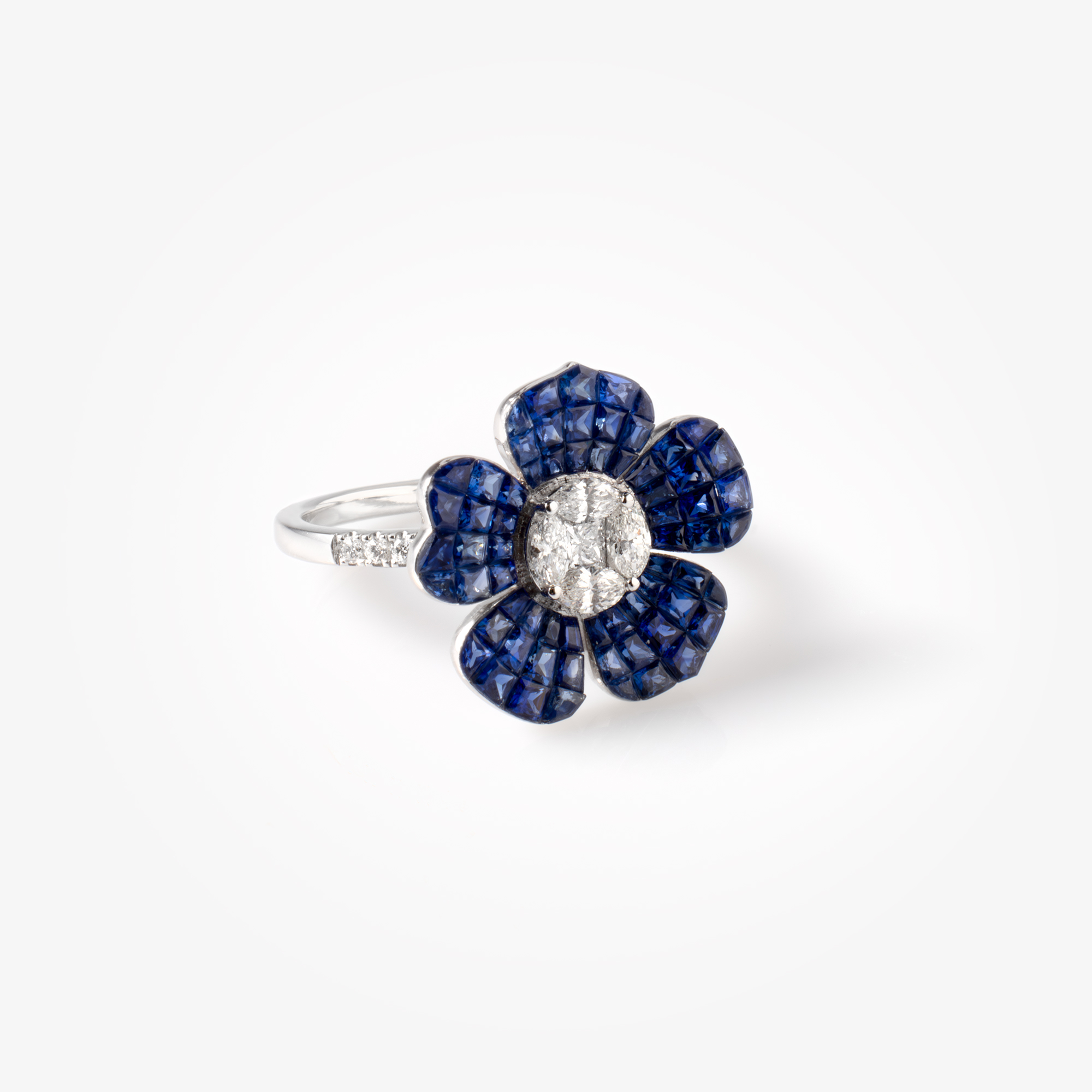 Blue flower ring | Venetia Vildiridis E-Shop
